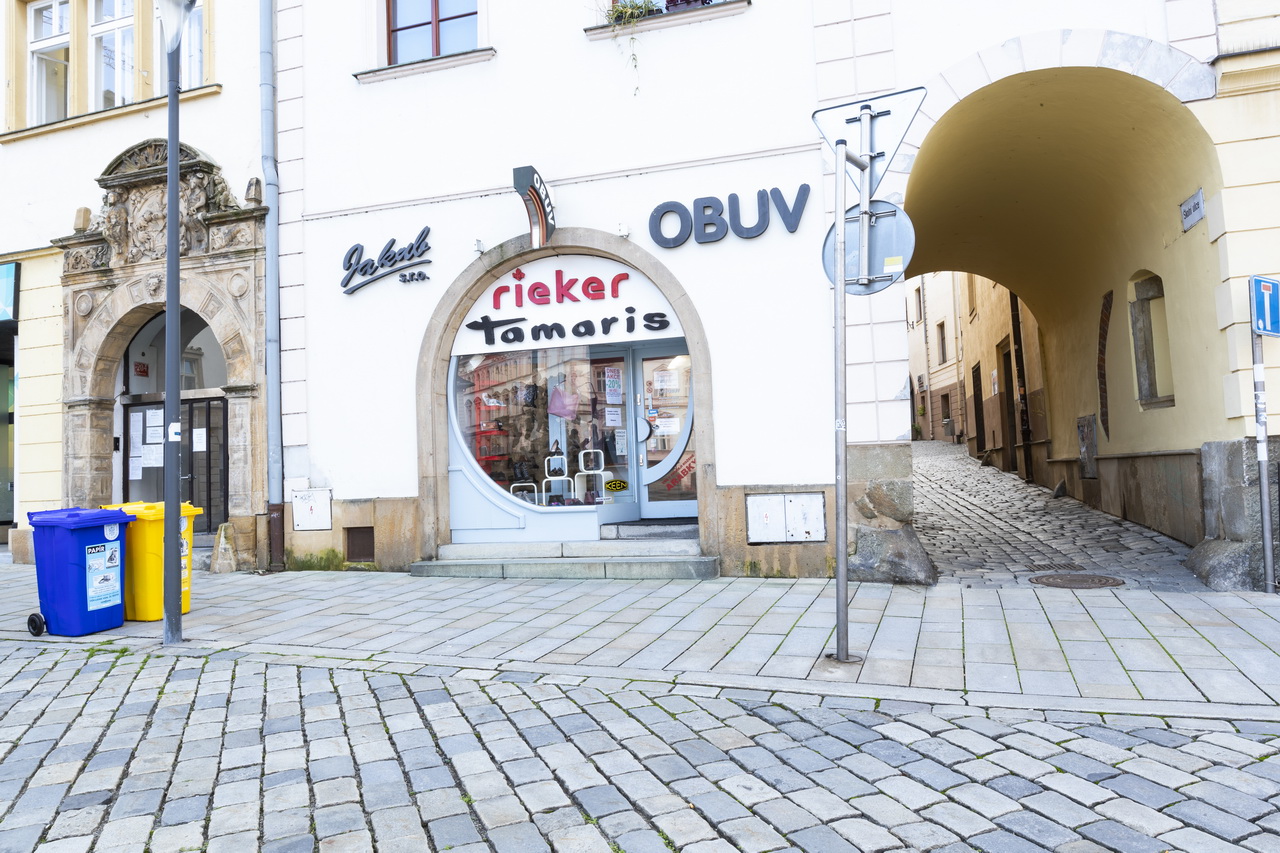 OLOMOUC centrum, Horní náměstí - OBUV.NET